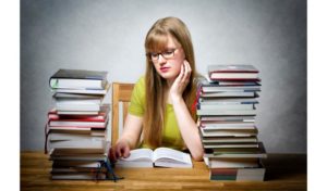 Should You Read More Than One Book At A Time? | Reader's Grotto